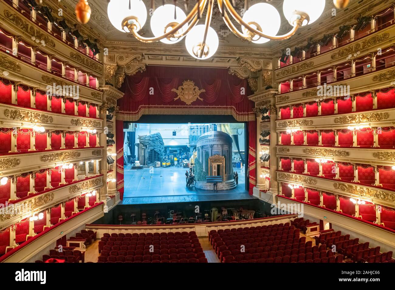 Milan Italy. Teatro alla Scala Opera House Stock Photo - Alamy