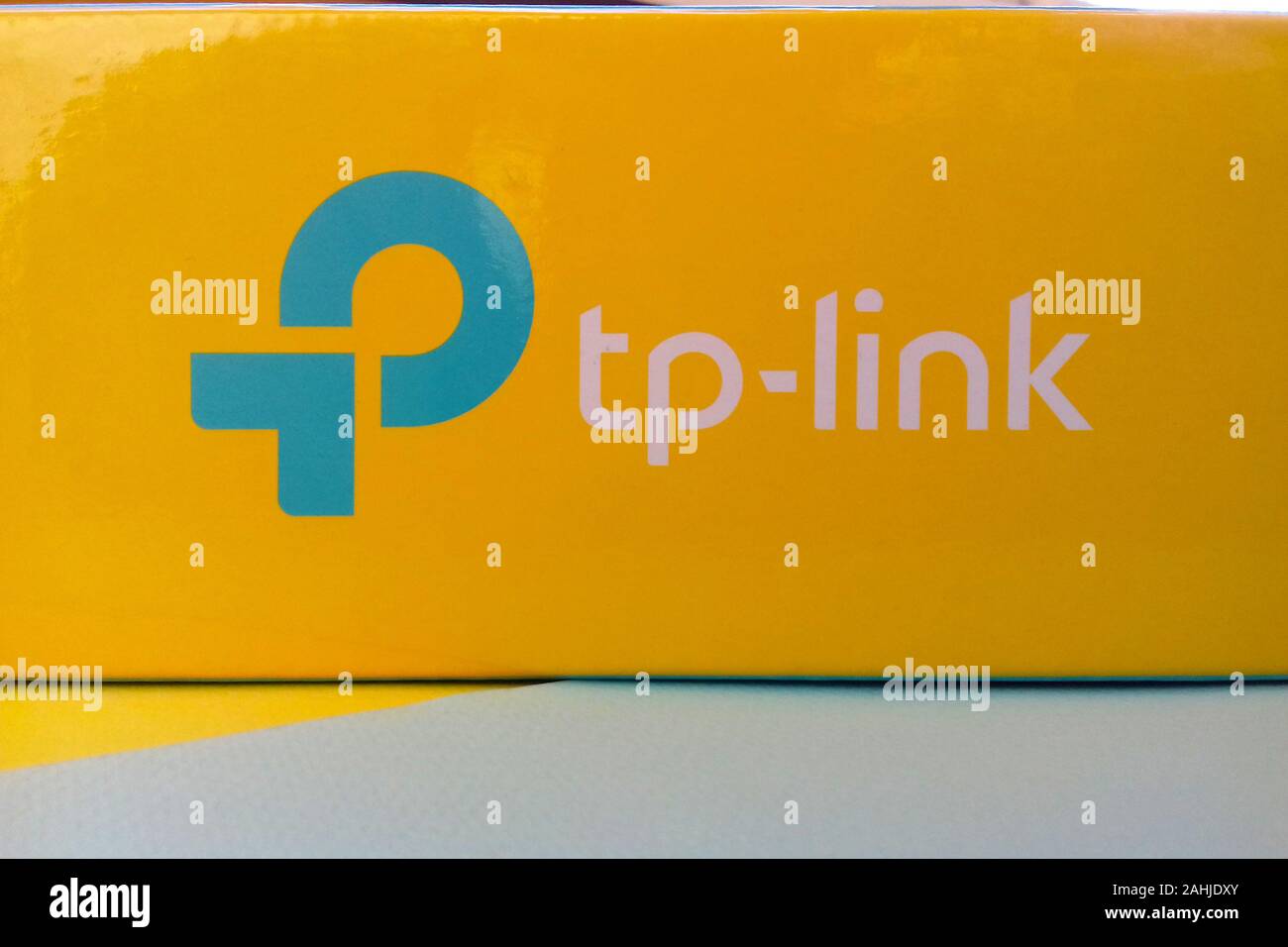 NY, USA - NOVEMBER 24, 2019: Yellow box of Wireless router modem tp ...