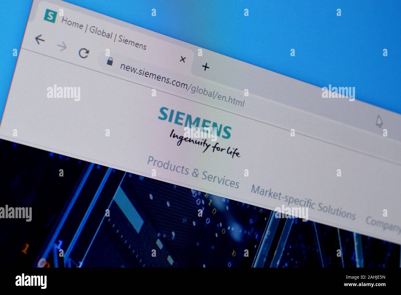 NY, USA - DECEMBER 16, 2019: Homepage of siemens website on the display ...