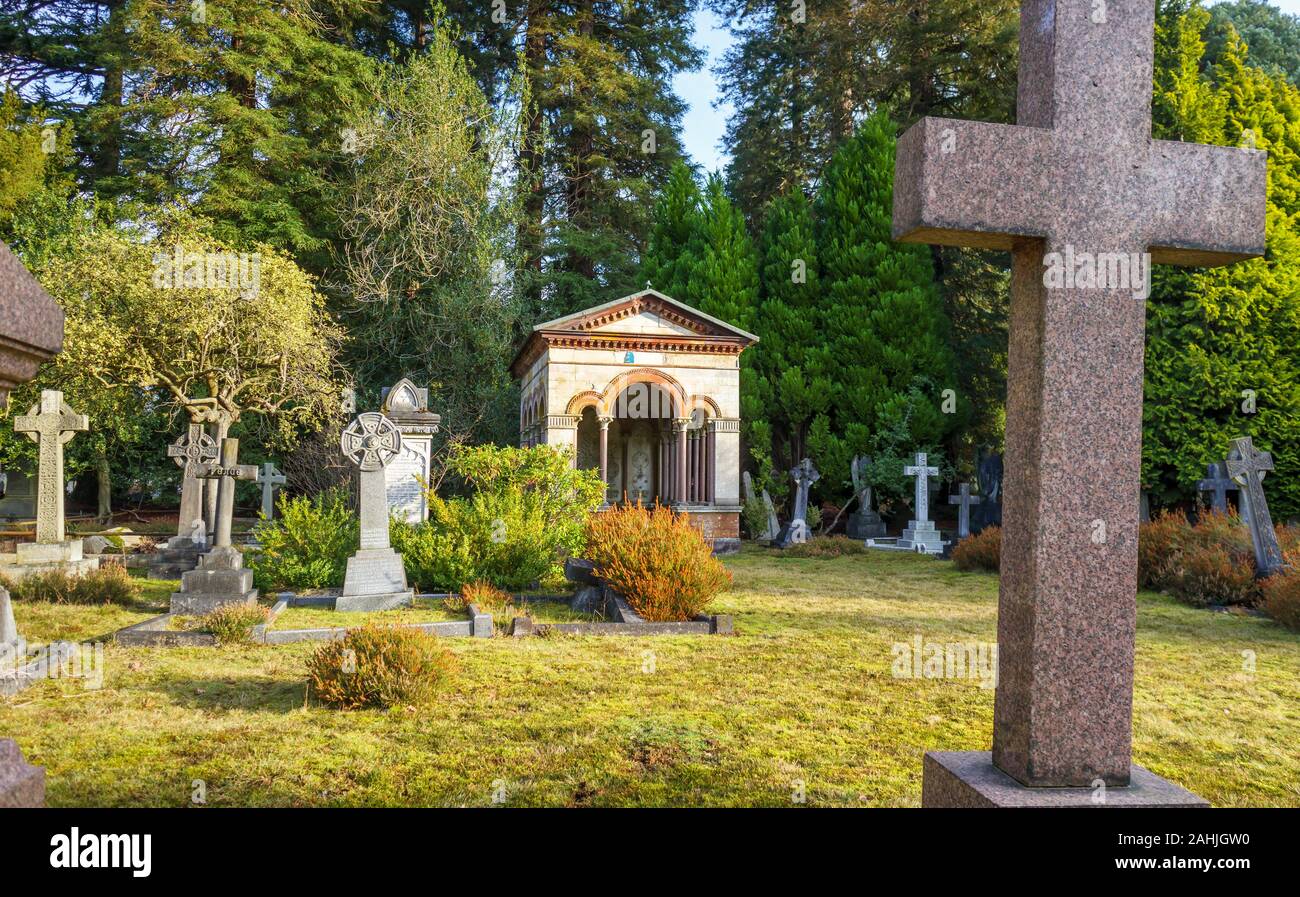 Drake family mausoleum hi-res stock photography and images - Alamy