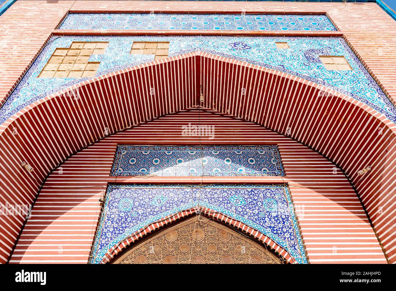 Thatta tiles hi-res stock photography and images - Alamy