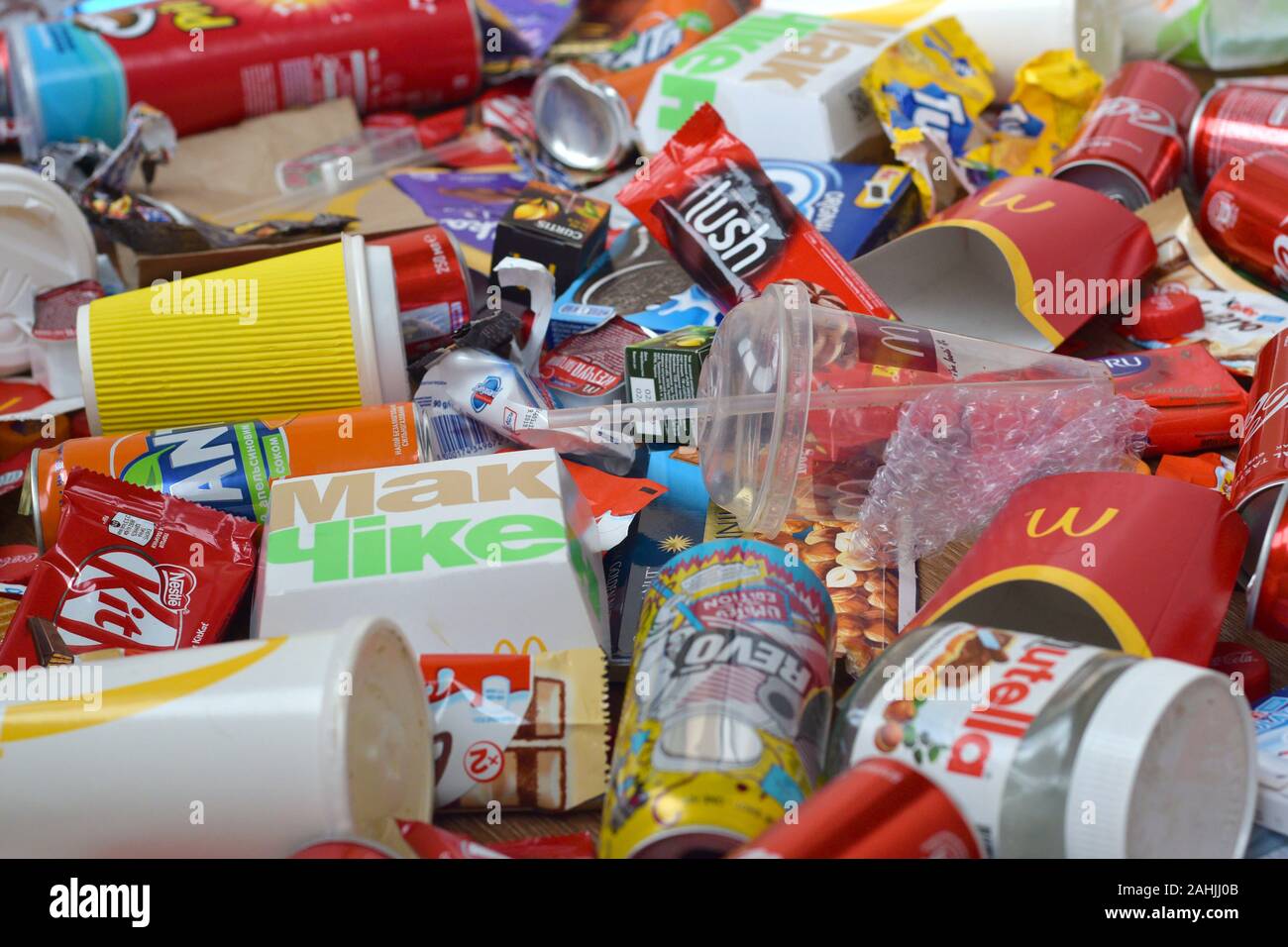 Junk food chocolate coca hi-res stock photography and images - Alamy