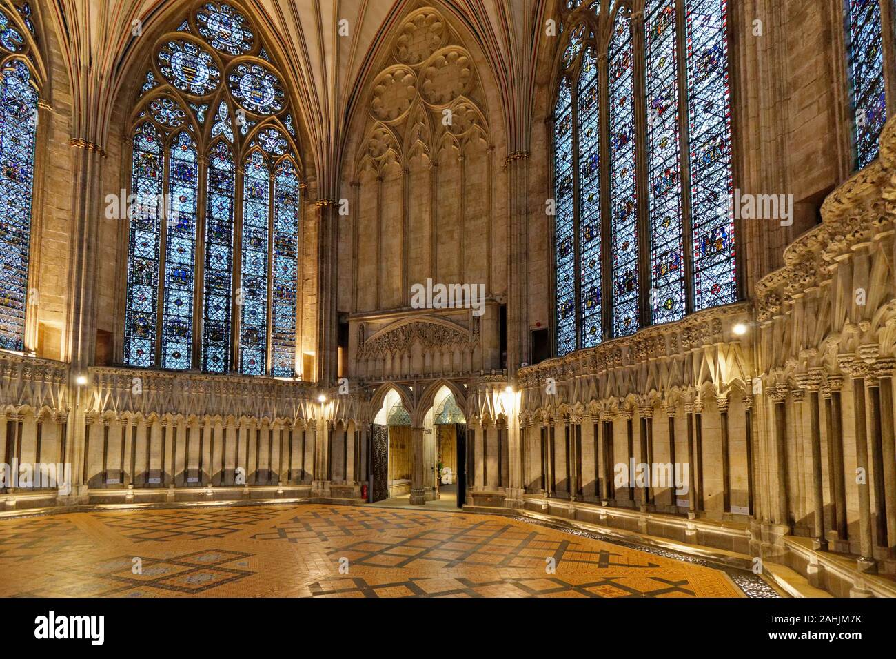 YORK CITY ENGLAND MINSTER INTERIOR THE CHAPTER HOUSE AND DOORWAY Stock ...