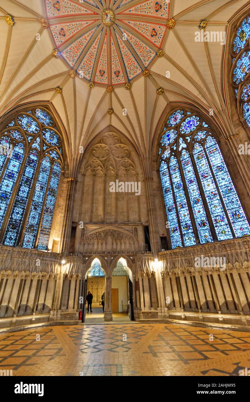YORK CITY ENGLAND MINSTER INTERIOR THE CHAPTER HOUSE ORNATE CEILING AND ...