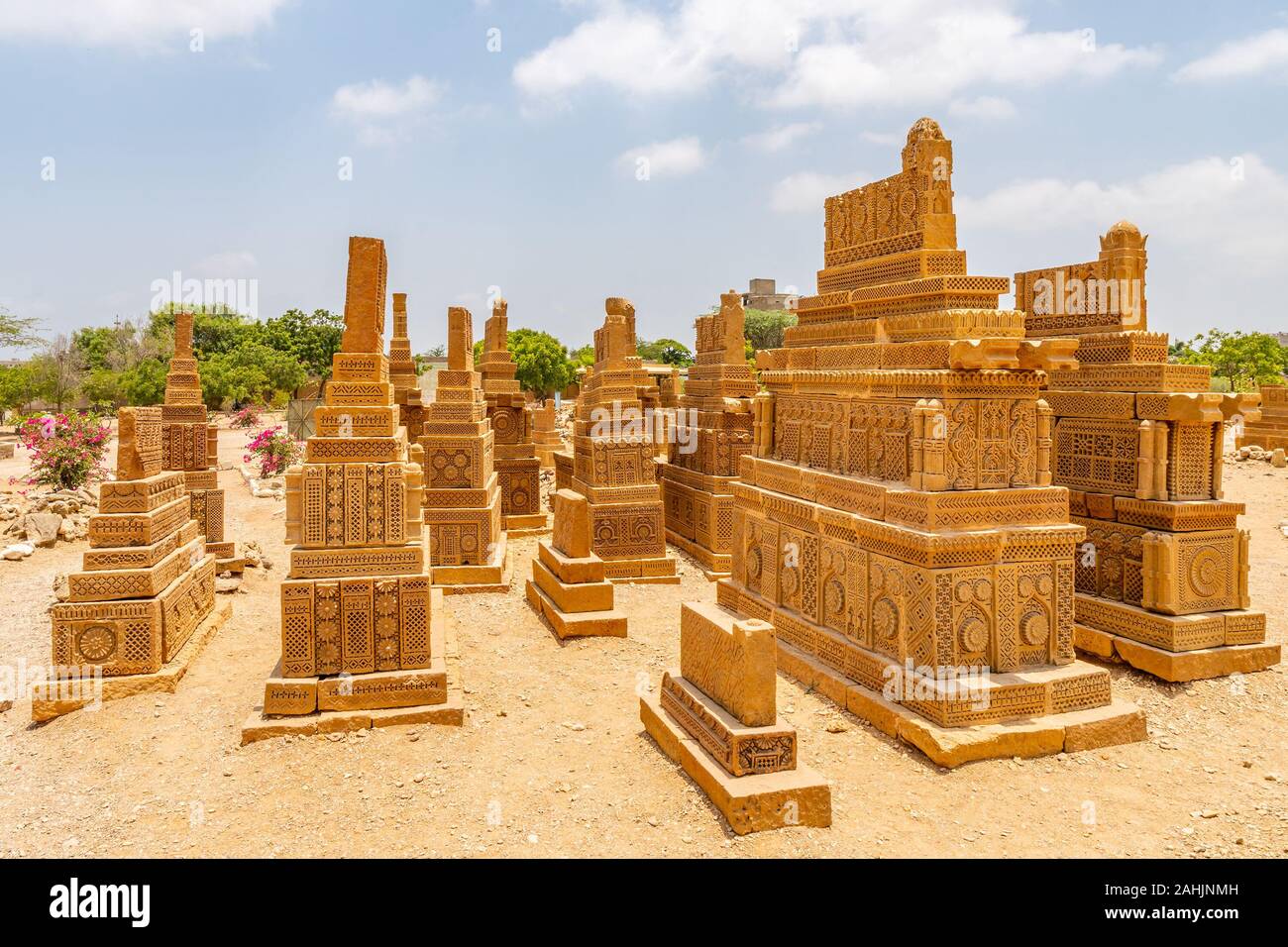 Karachi Chaukhandi Tombs Islamic Cemetery Picturesque View of Carved ...