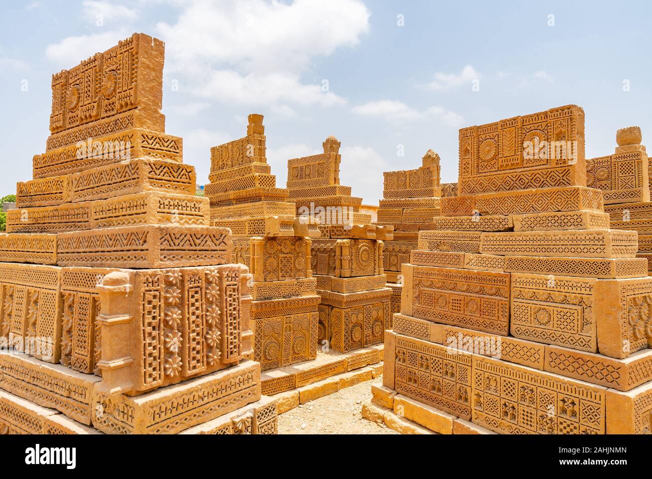 Karachi Chaukhandi Tombs Islamic Cemetery Picturesque View of Carved ...
