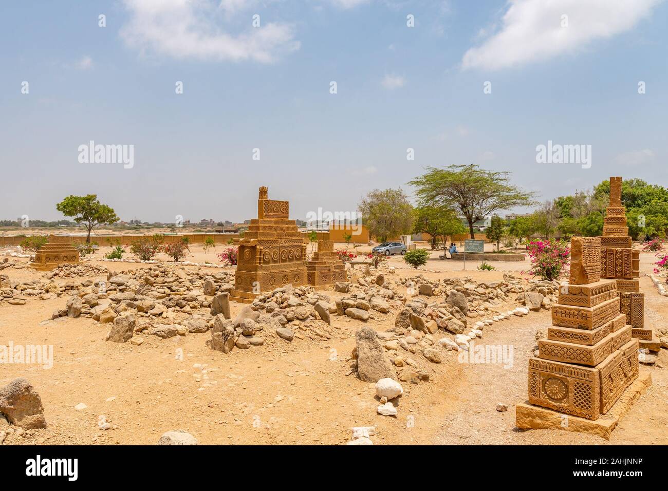 Karachi Chaukhandi Tombs Islamic Cemetery Picturesque View of Carved ...