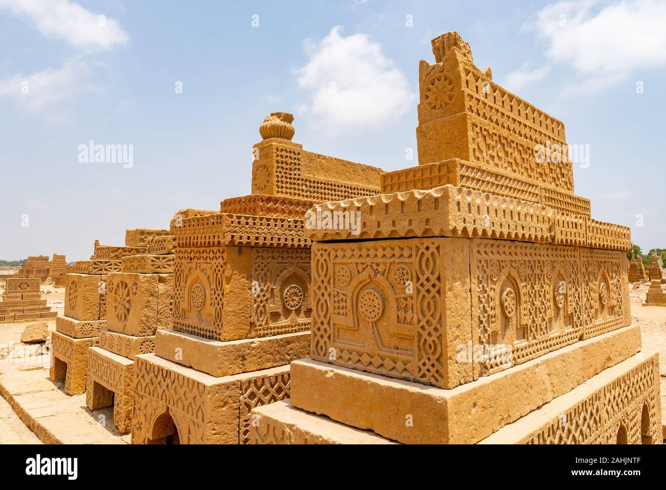 Karachi Chaukhandi Tombs Islamic Cemetery Picturesque View of Carved ...