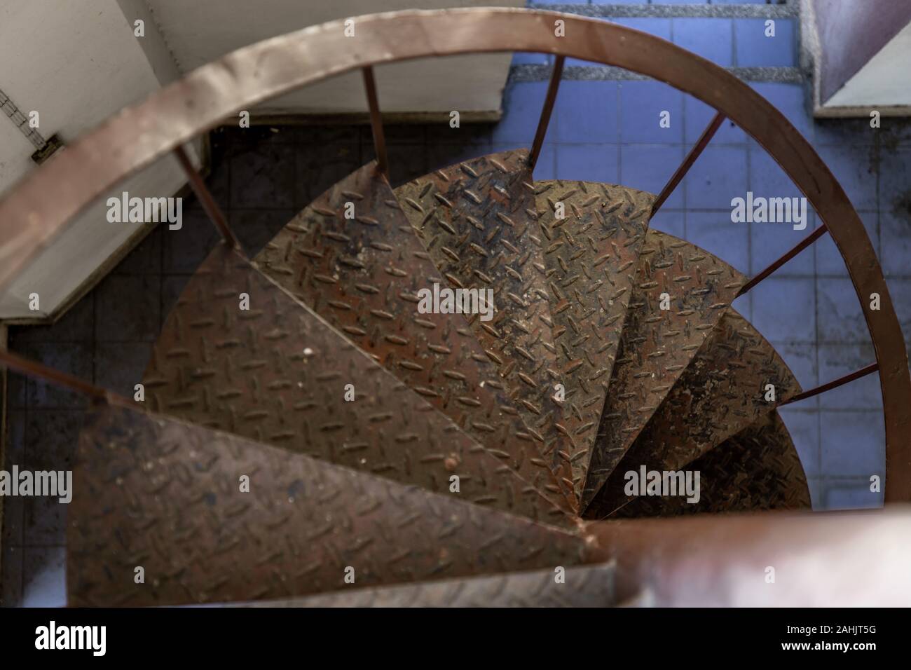 Upside view staircase stair hi-res stock photography and images - Alamy