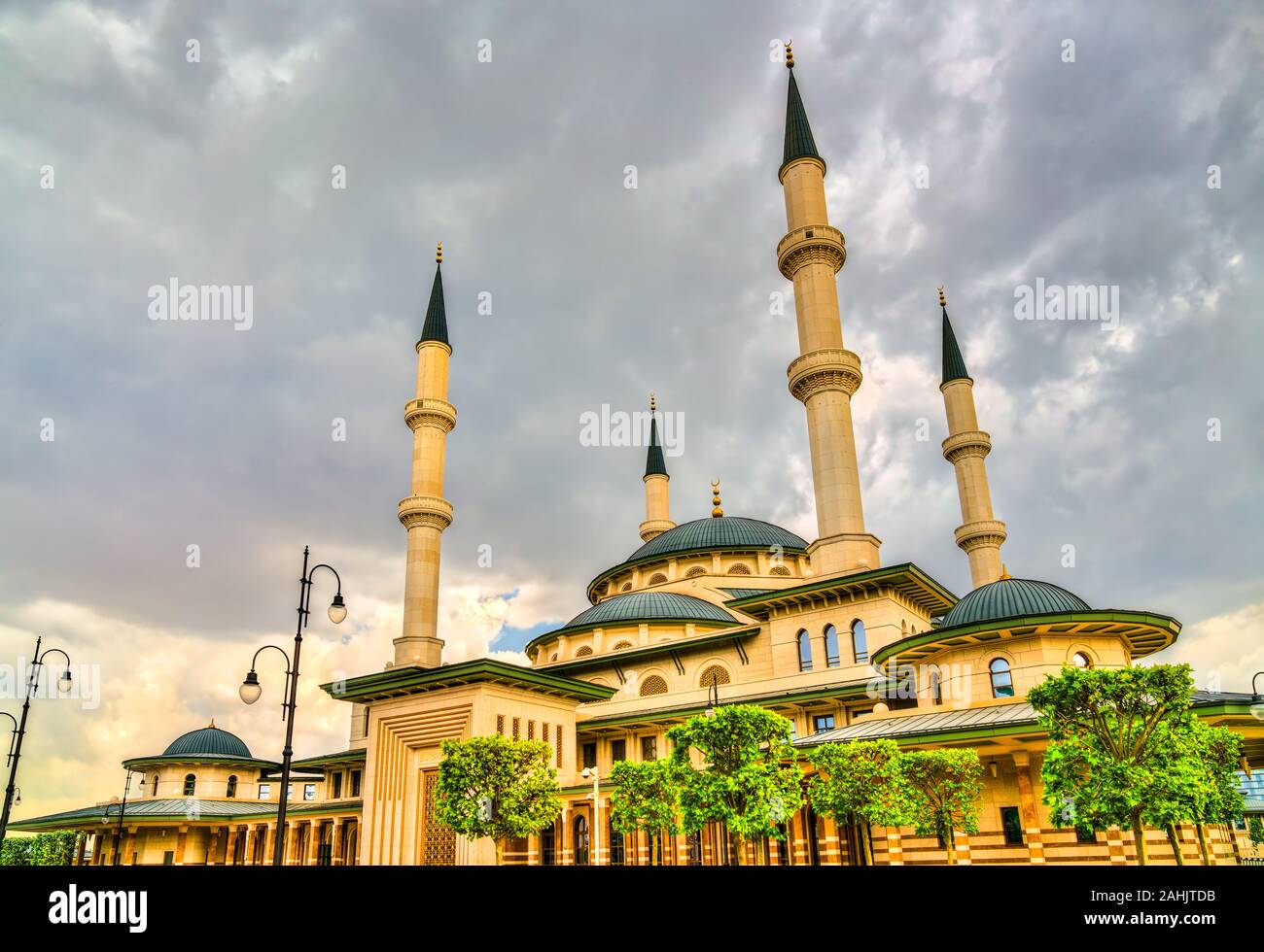 Ankara mosque complex hi-res stock photography and images - Alamy