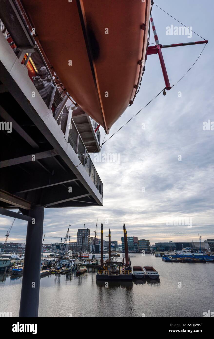 Top view lifeboat hi-res stock photography and images - Alamy