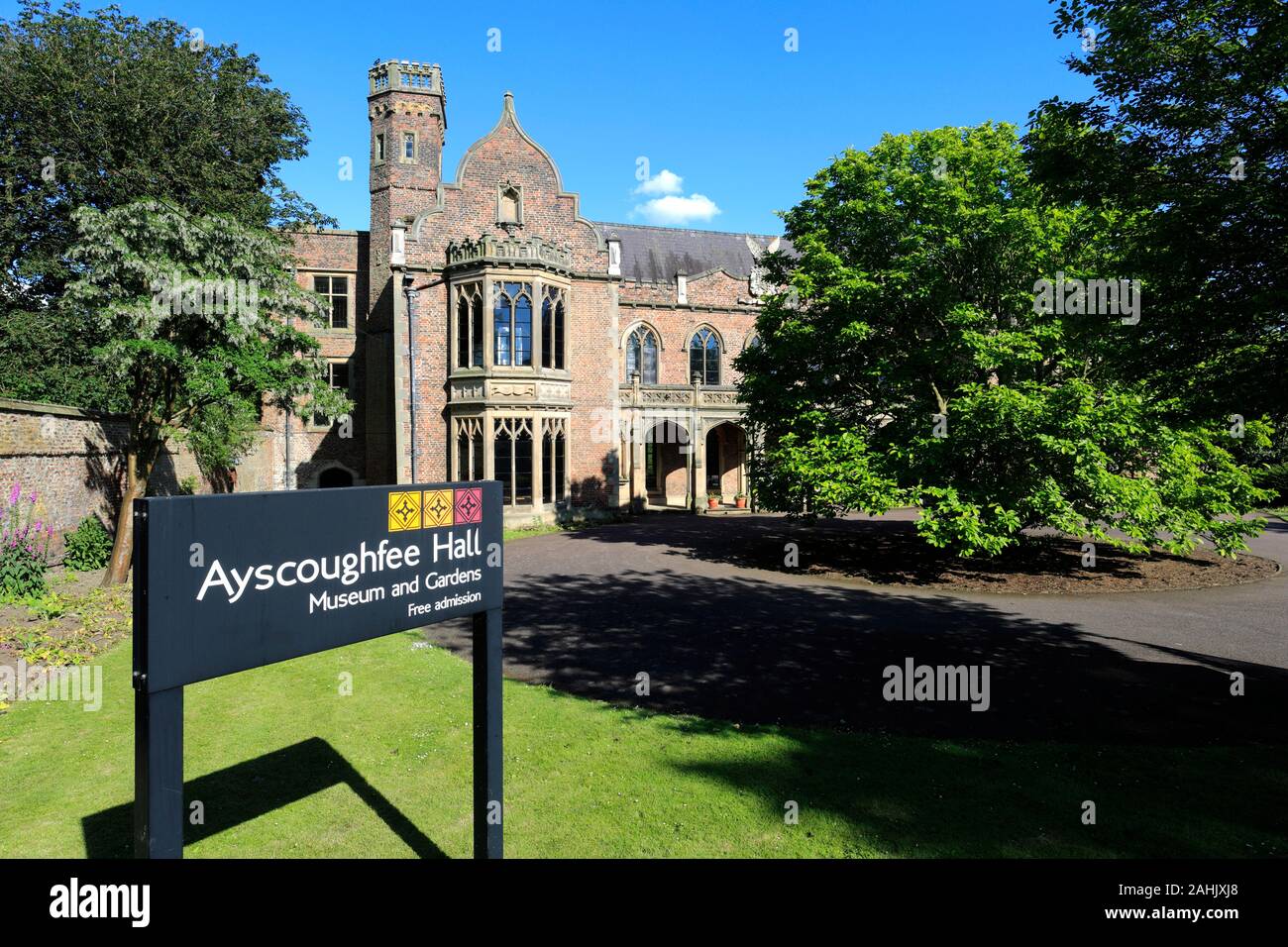 Summer; Ayscoughfee Hall and gardens; Spalding town; Lincolnshire ...