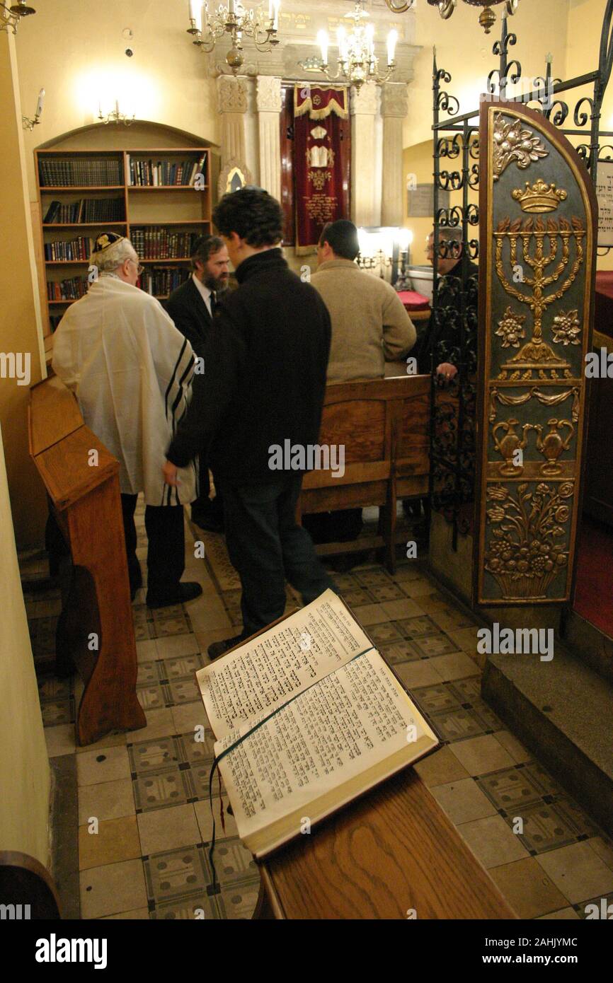 Rabbi moses isserles hi-res stock photography and images - Alamy