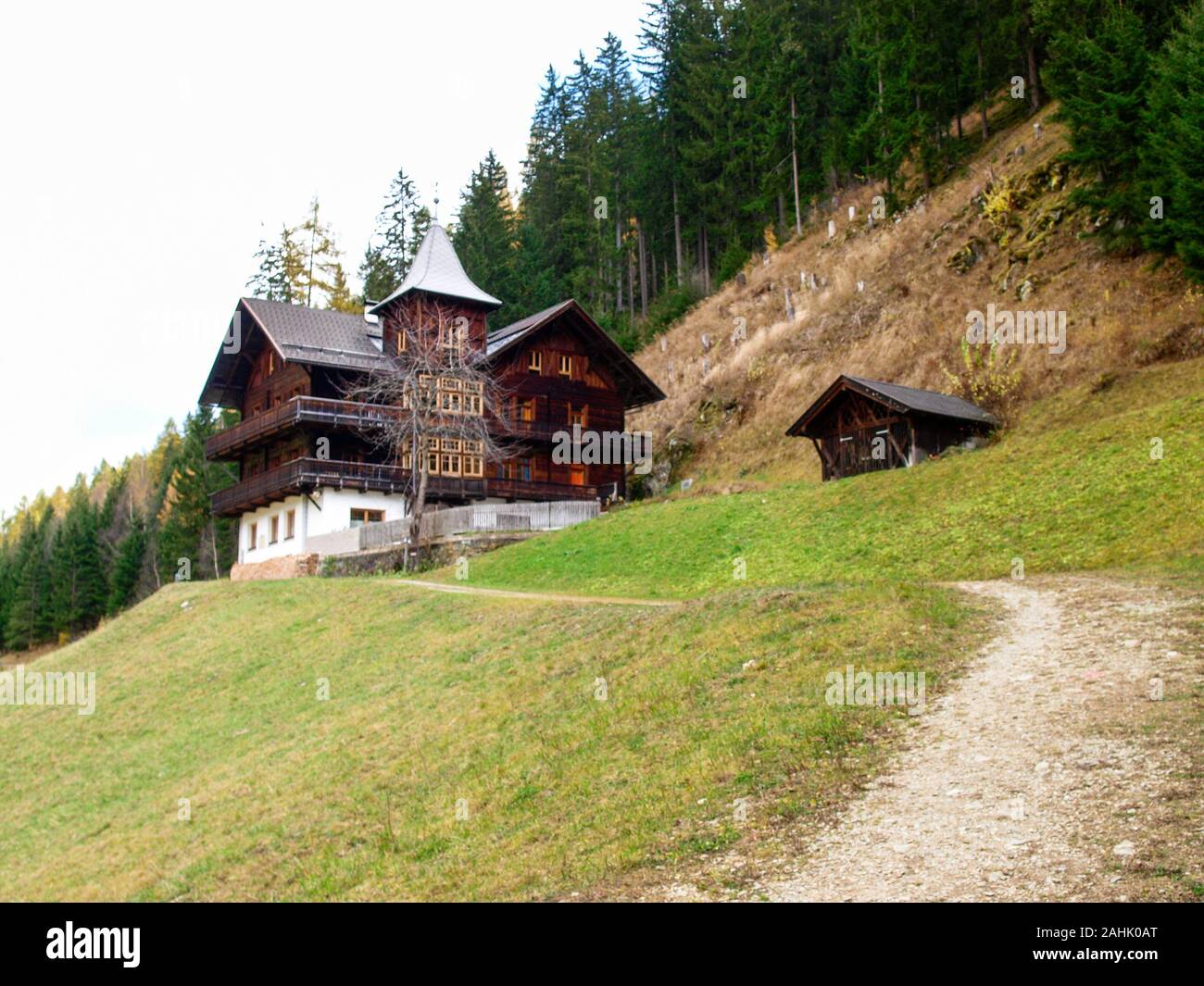 Val d'Ultimo, Italy - October 29, 2017: Typical South Tyrol house Stock ...