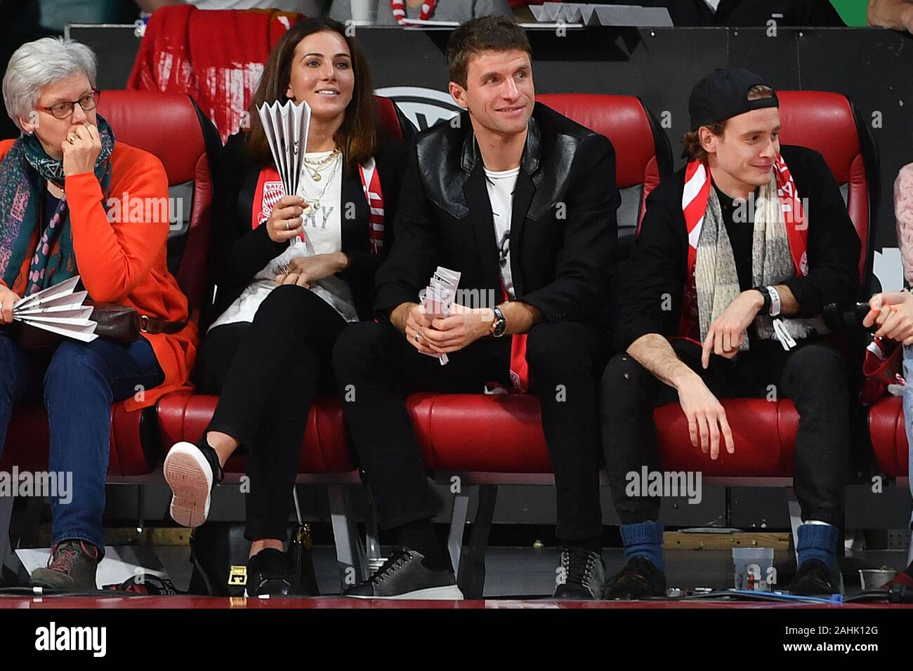 Munich, Deutschland. 27th Dec, 2019. Thomas MUELLER (MULLER, FC Bayern ...