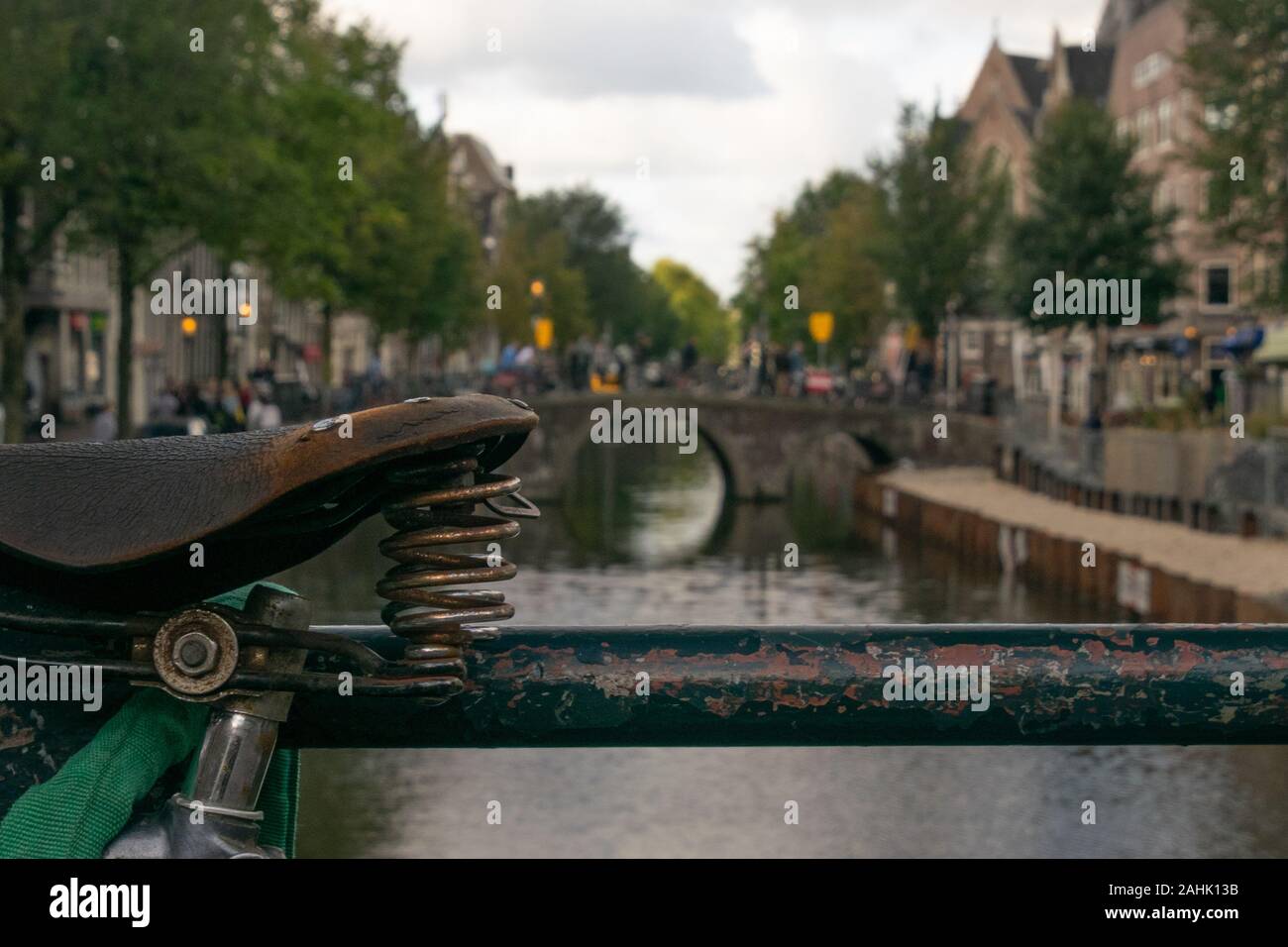 Rusty old bikes hi-res stock photography and images - Alamy
