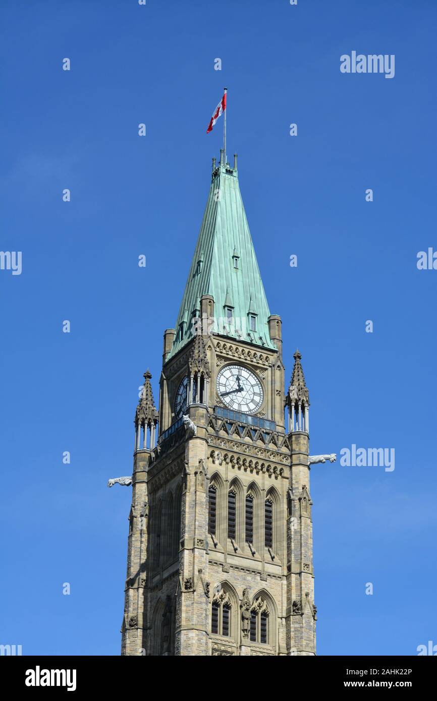 The Peace Tower of the Canadian Parliament Centre Block atop Parliament ...