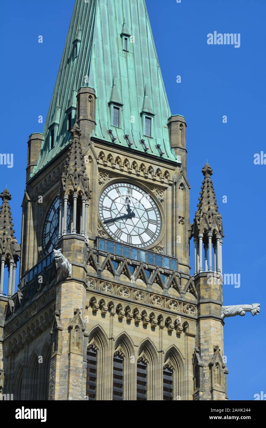 The Peace Tower of the Canadian Parliament Centre Block atop Parliament ...