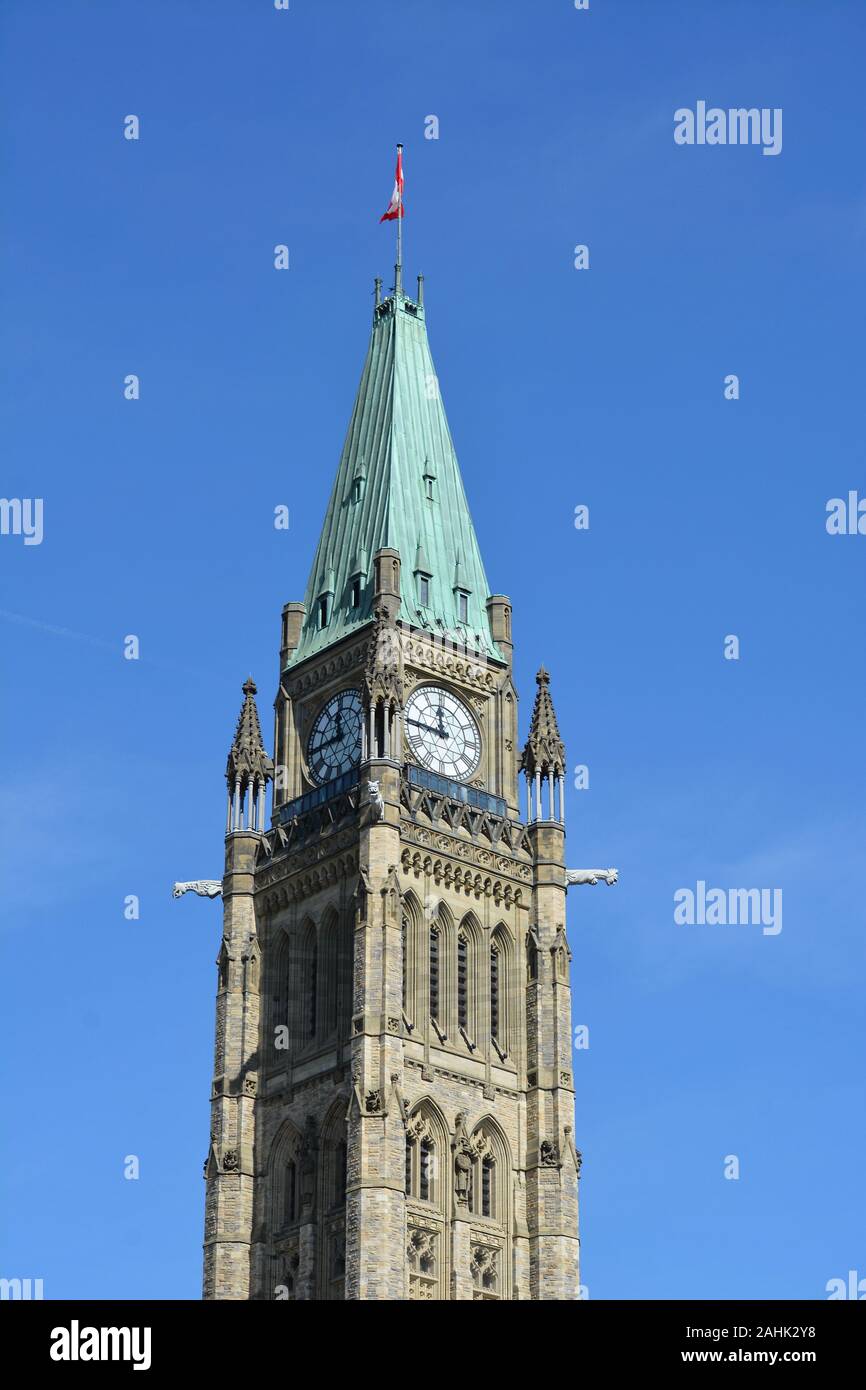 The Peace Tower of the Canadian Parliament Centre Block atop Parliament ...