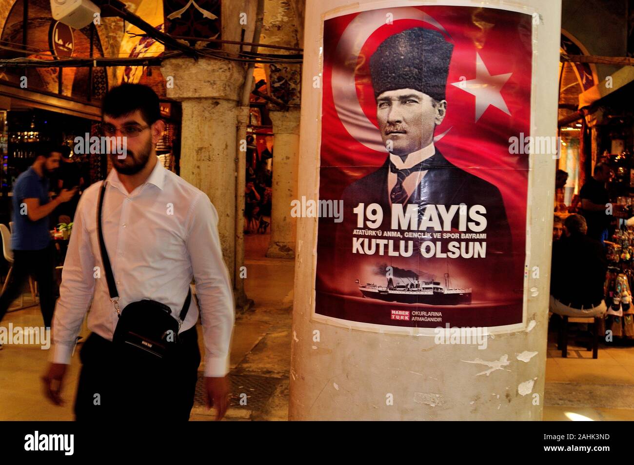 Ataturk sign - Grand Bazaar in ISTAMBUL - Bosphorus Strait - TURKEY ...