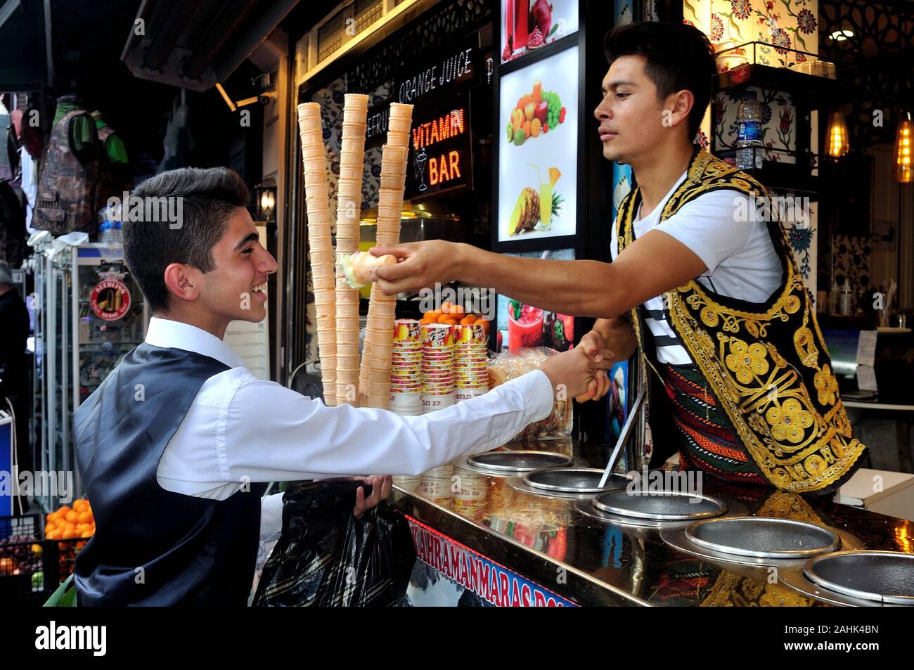 Turkish ice cream stall hi-res stock photography and images - Alamy
