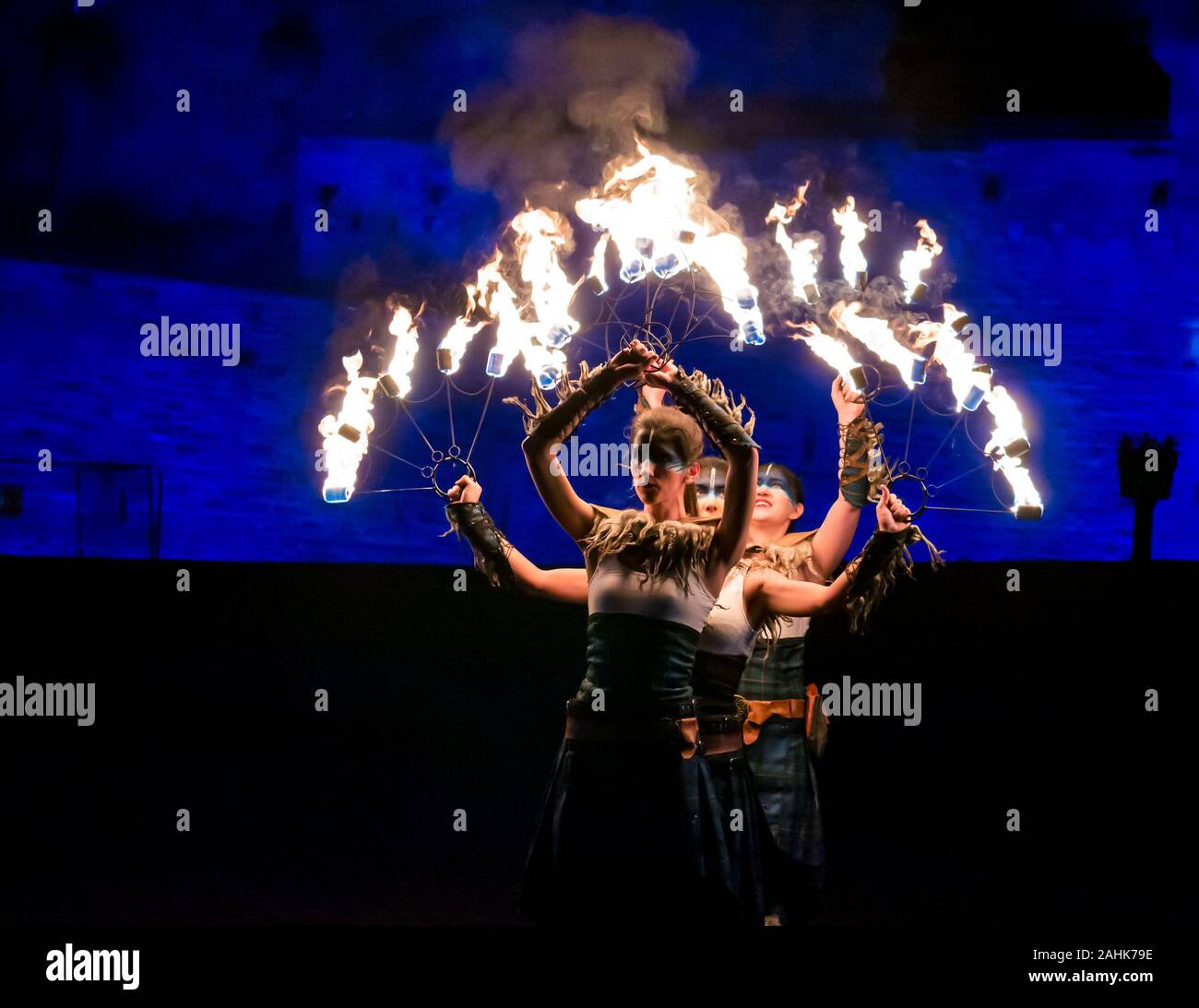 Faces of theatre hi-res stock photography and images - Alamy