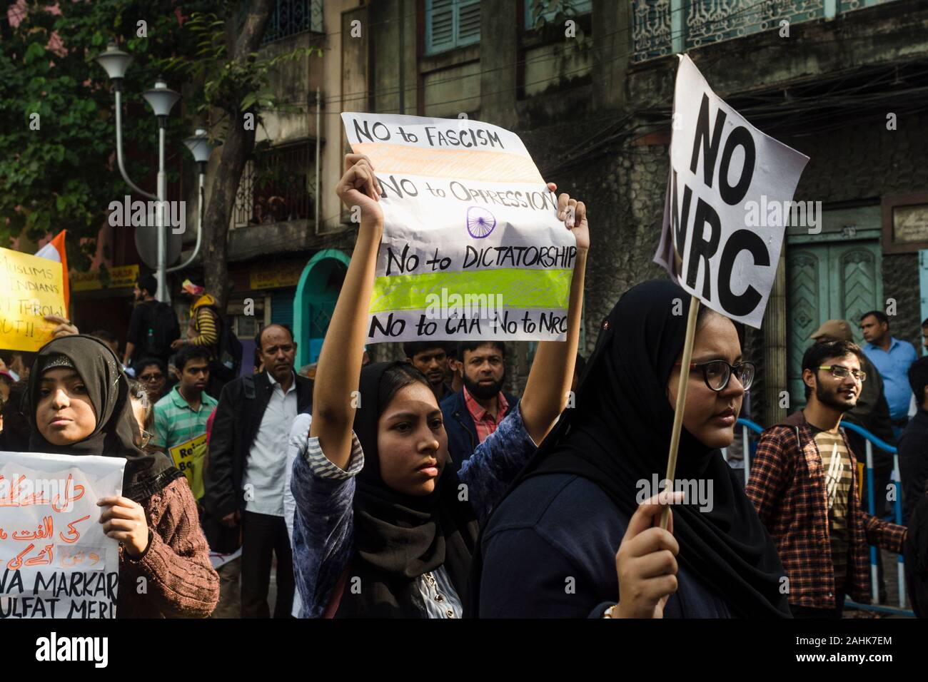 Kolkata, West Bengal, India. 19th Dec, 2019. Caption: Kolkata, West ...
