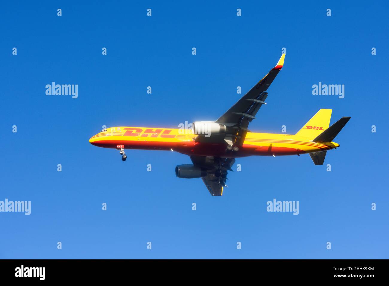 Dhl aircraft hi-res stock photography and images - Alamy