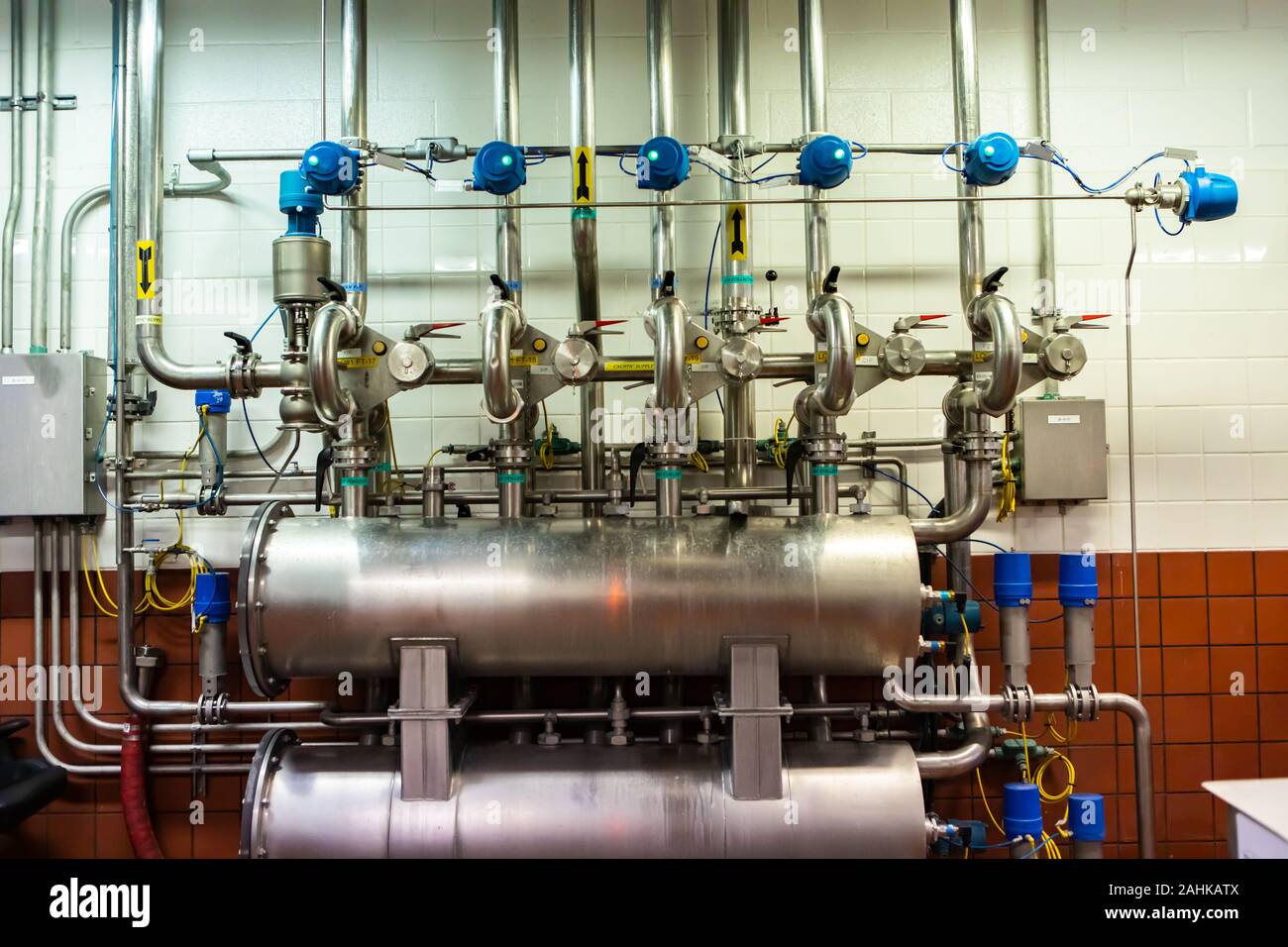 Piping system hi-res stock photography and images - Alamy