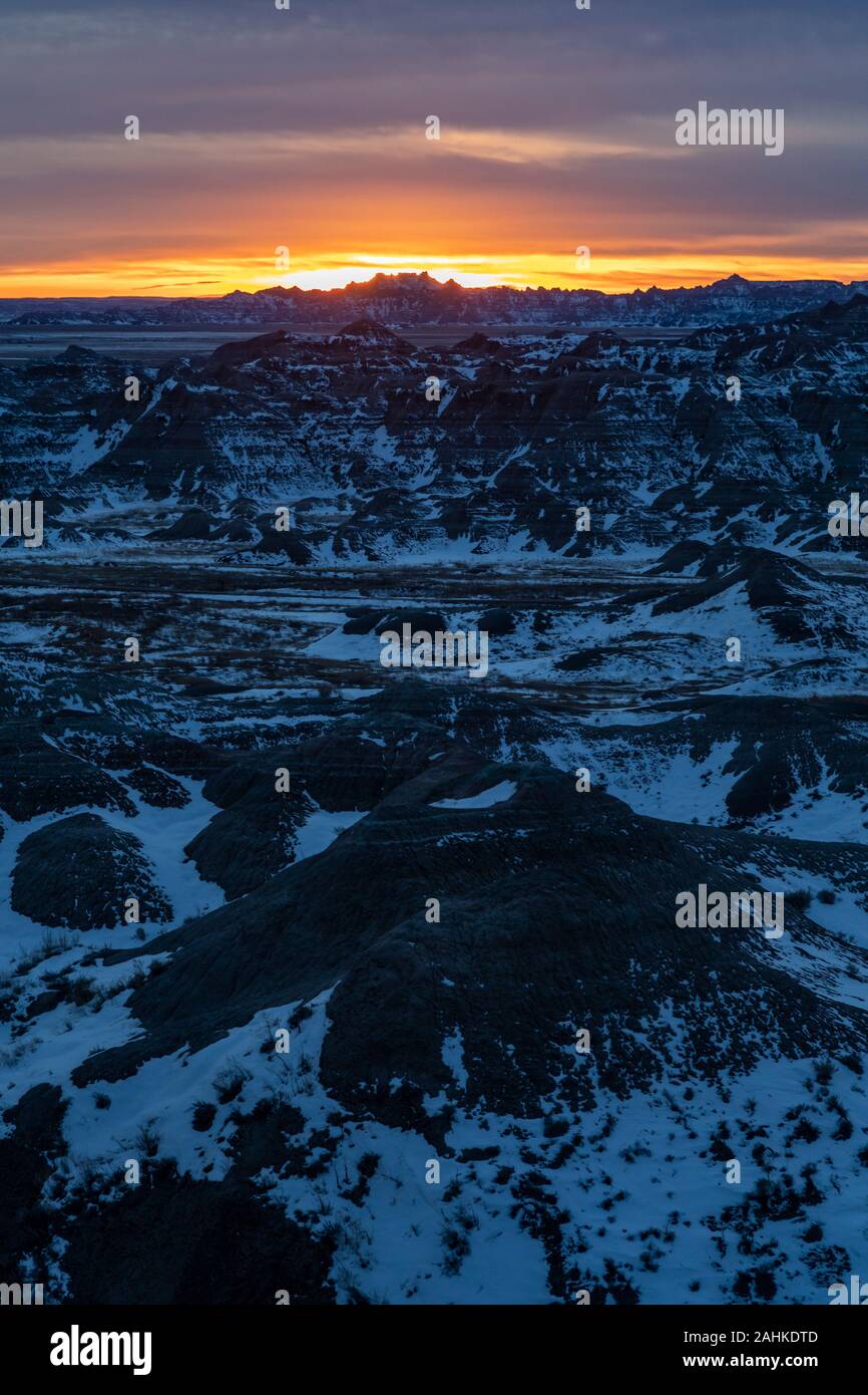 White river badlands of south dakota hi-res stock photography and ...