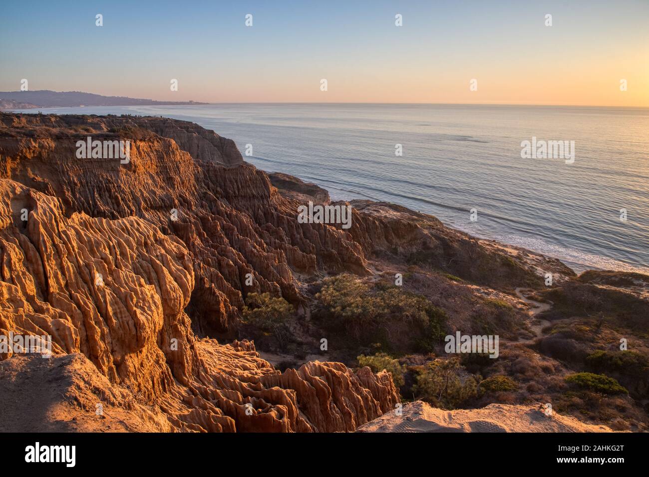 Breathtaking view looking down the rugged sandstone cliffs of Razor ...