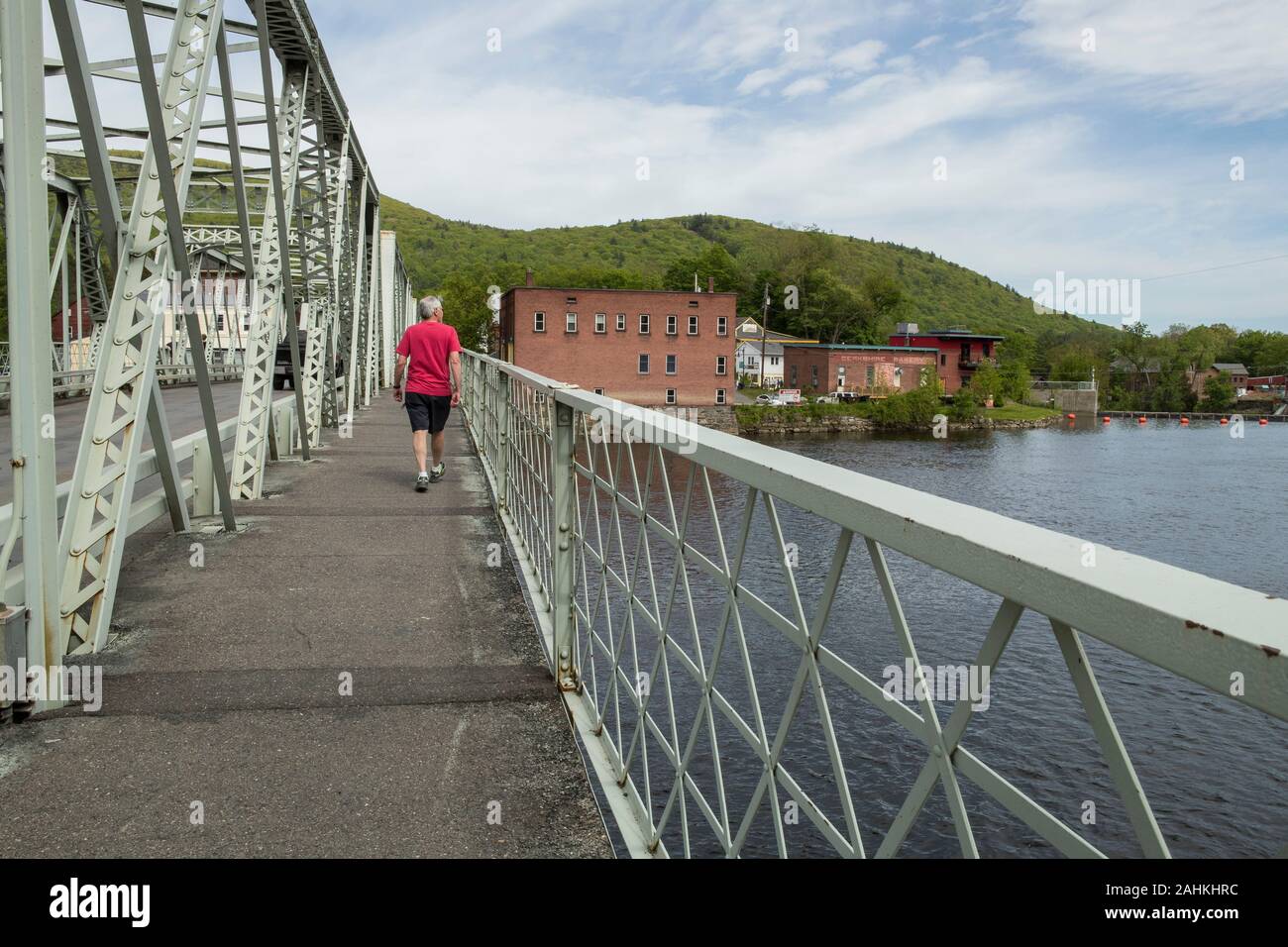 Warren Truss Bridge High Resolution Stock Photography and Images - Alamy