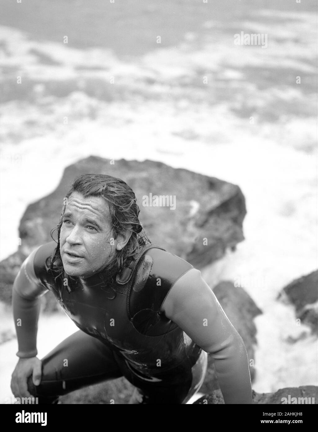 Men breaking rocks hi-res stock photography and images - Alamy