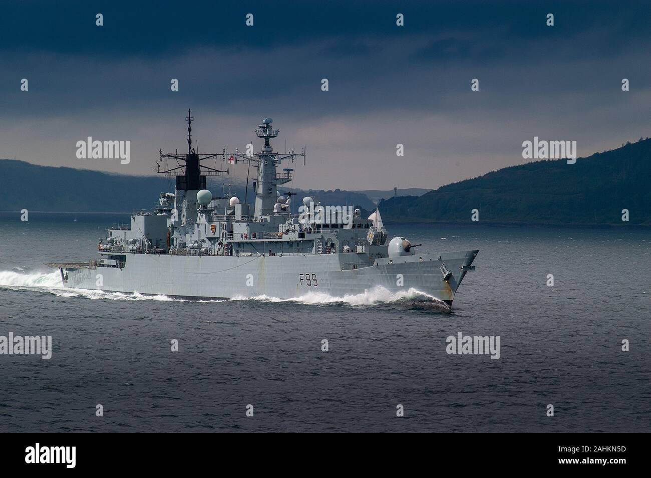 Batch 3 type 22 frigate hi-res stock photography and images - Alamy