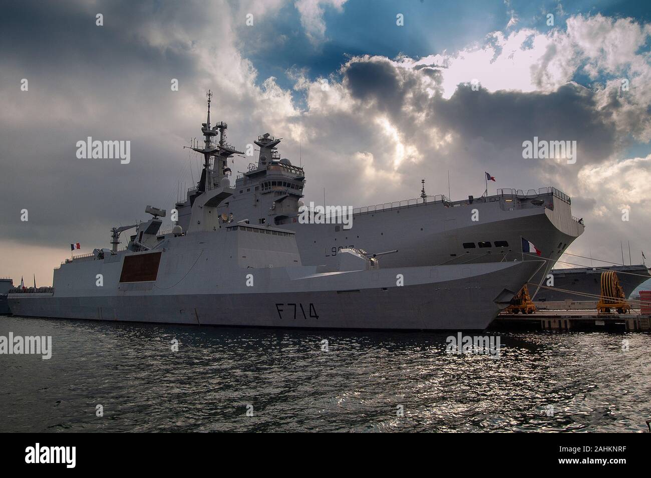 Guépratte a second-line multi-mission La Fayette-class frigate and the ...
