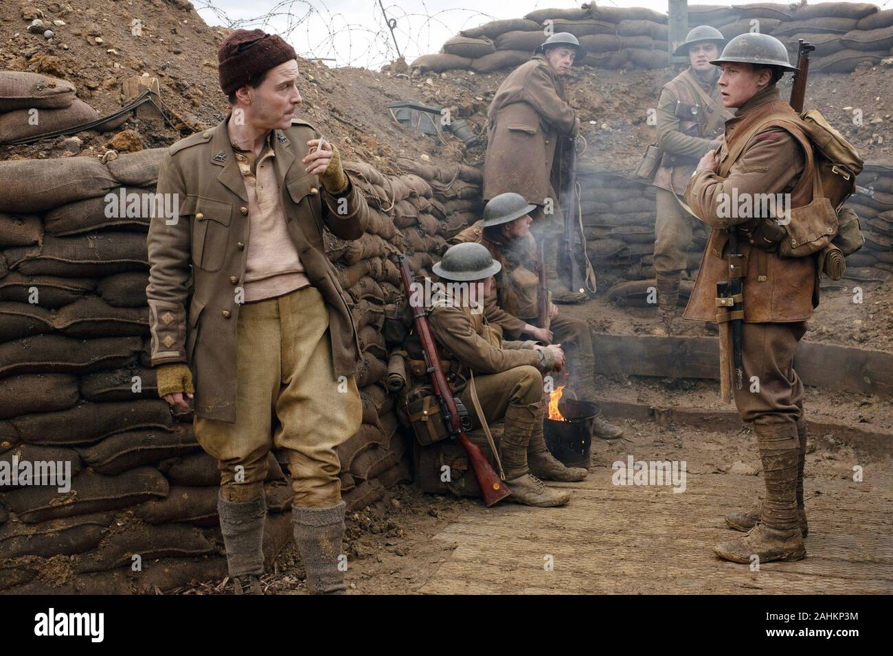 1917, (aka NINETEEN SEVENTEEN), foreground from left: Andrew Scott ...
