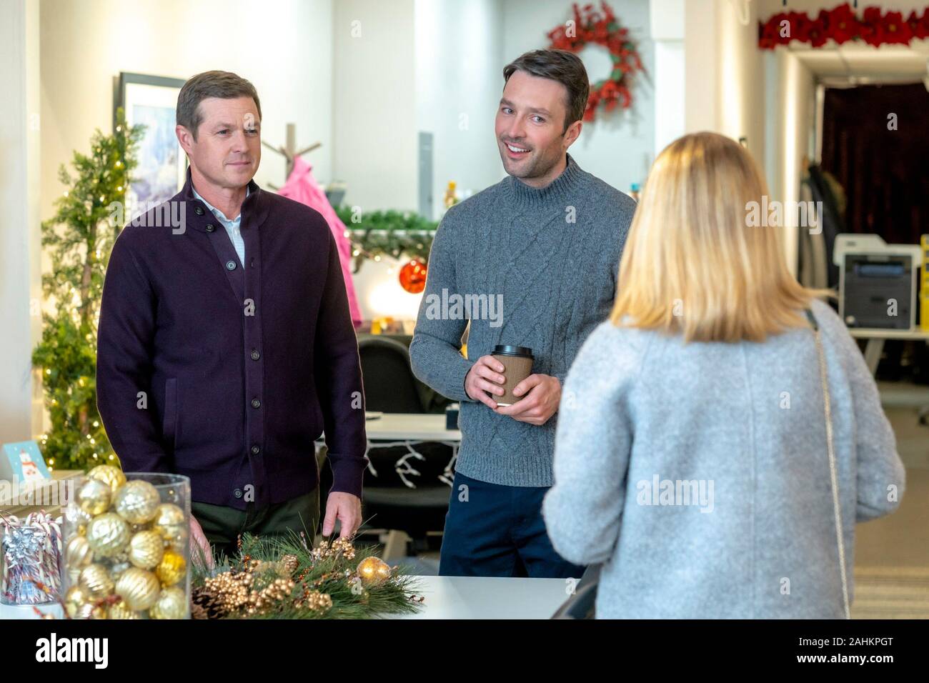 ANGEL FALLS: A NOVEL HOLIDAY, from left: Eric Close, Carlo Marks, Jen ...