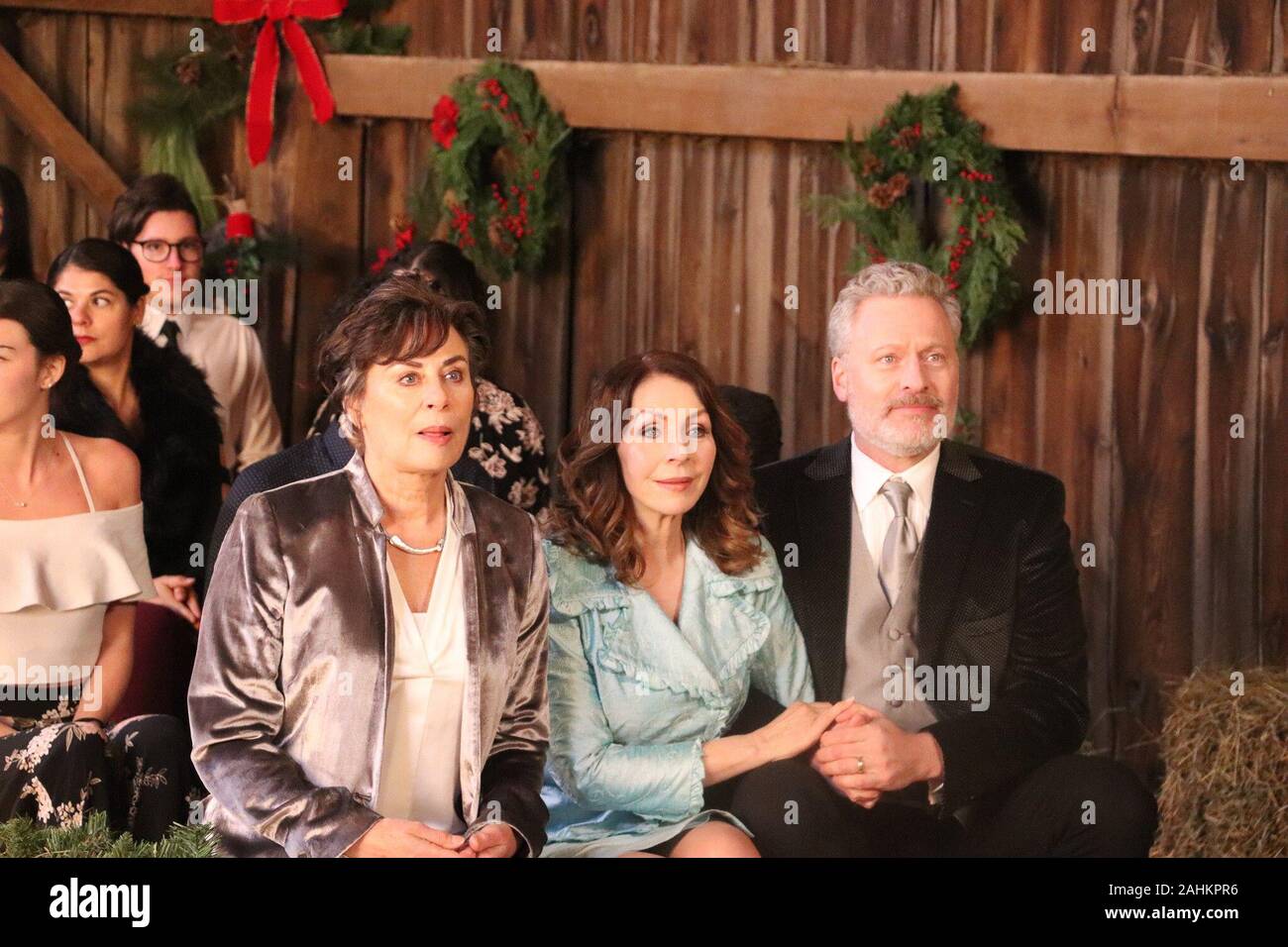 CHRISTMAS WEDDING RUNAWAY, (aka COLD FEET AT CHRISTMAS), Suzanne Cyr ...