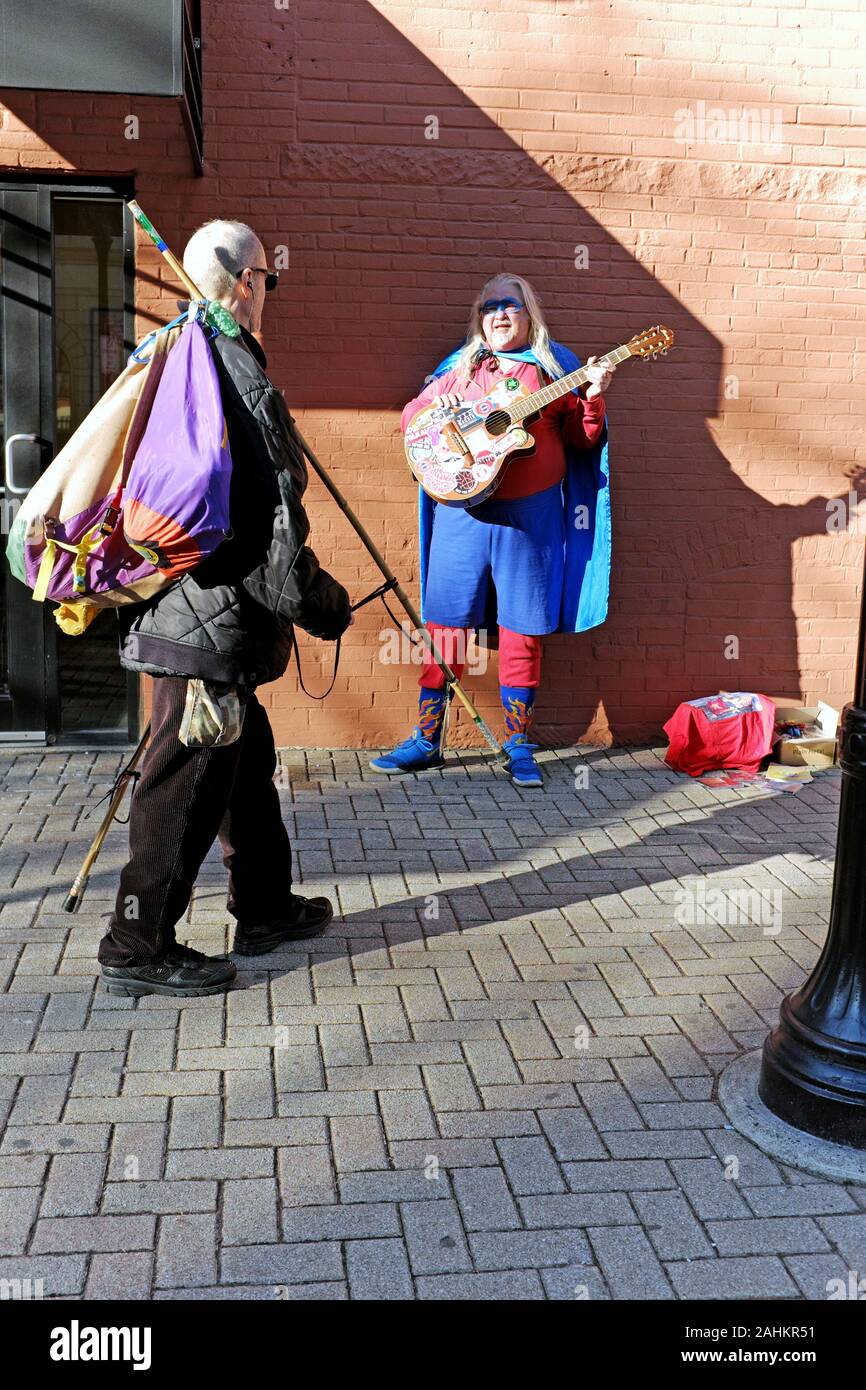 Downtown cleveland ohio neighborhood hi-res stock photography and ...