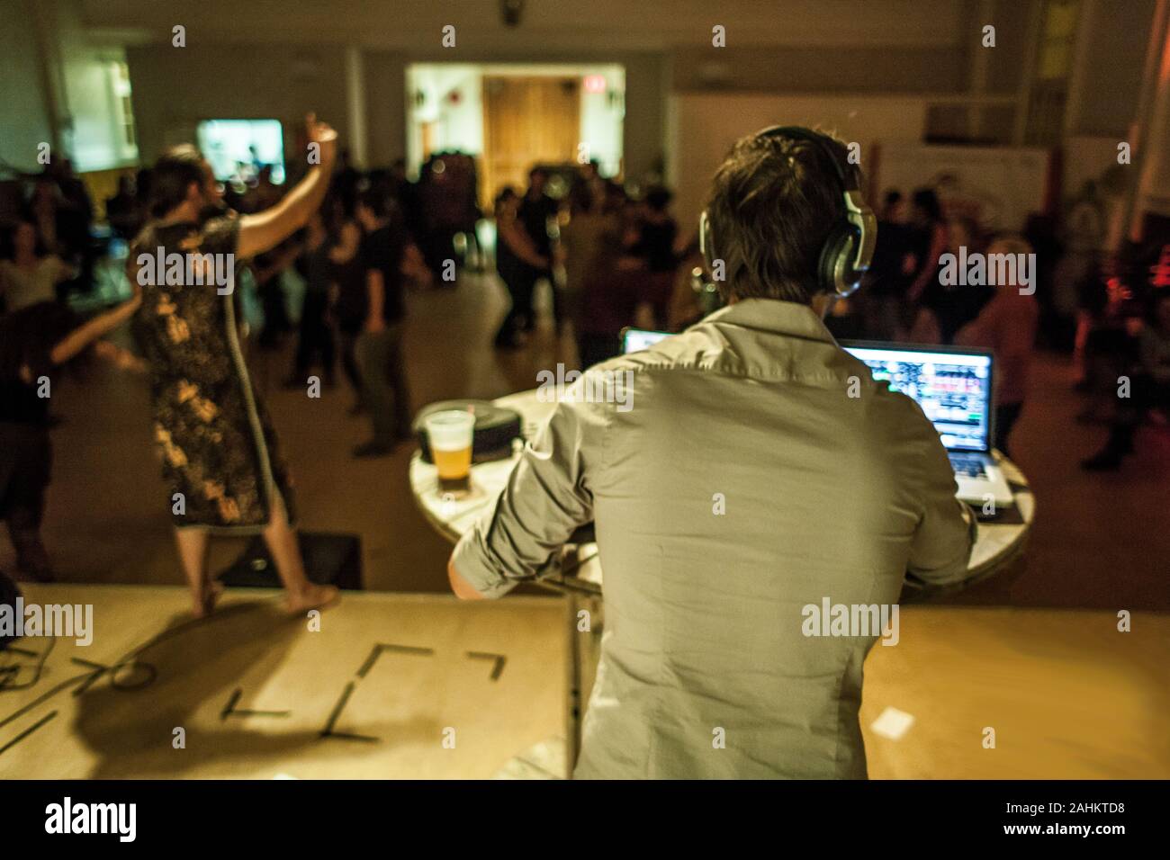 Dancing Laptop High Resolution Stock Photography and Images - Alamy