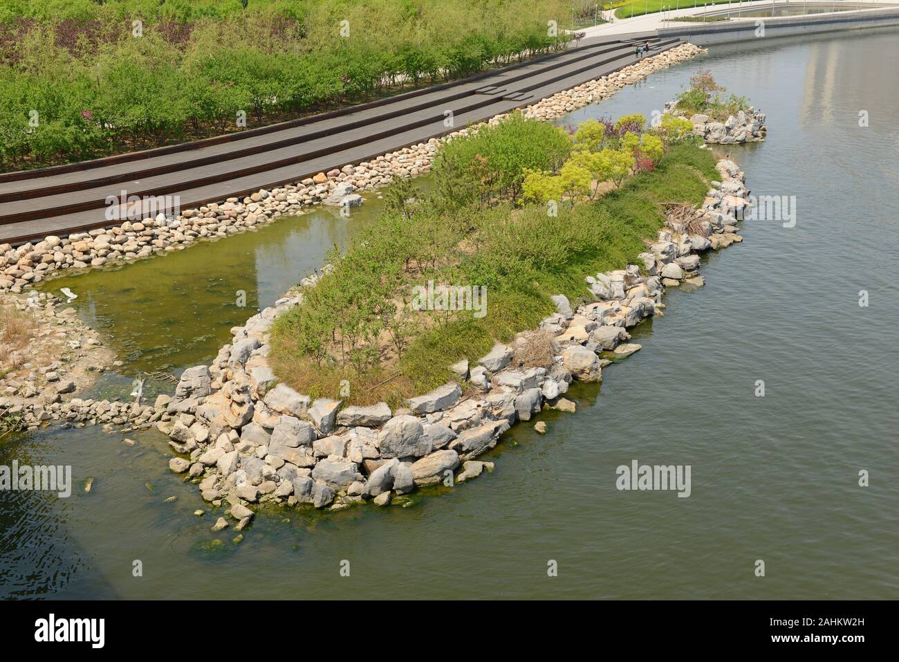 Foundations in the river hi-res stock photography and images - Alamy