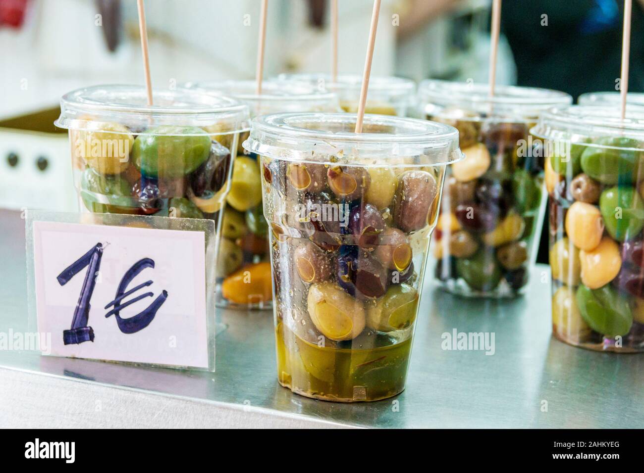 Central market interior hi-res stock photography and images - Alamy