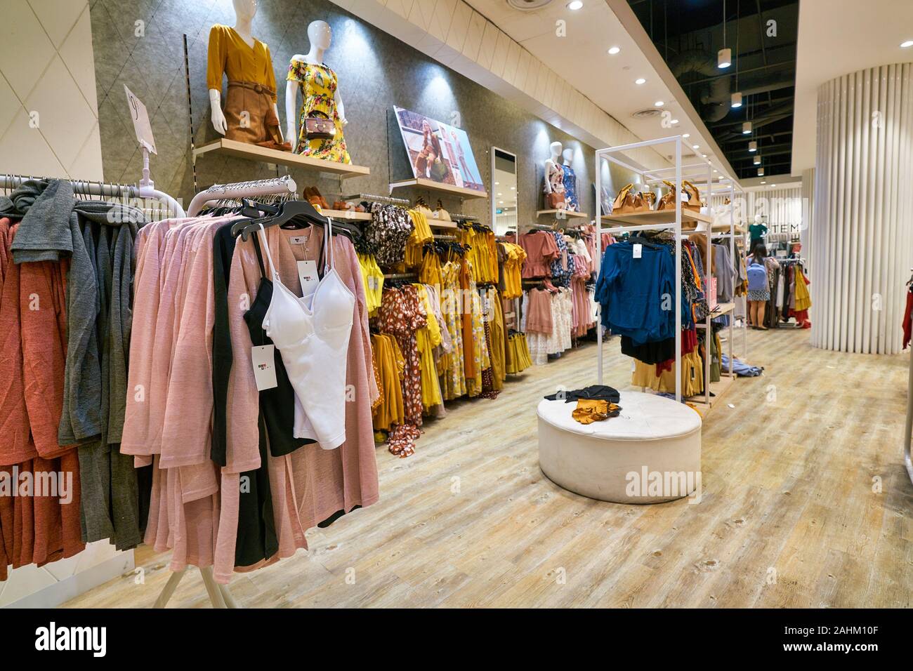 SINGAPORE - APRIL 03, 2019: interior shot of TEMT store in Singapore ...