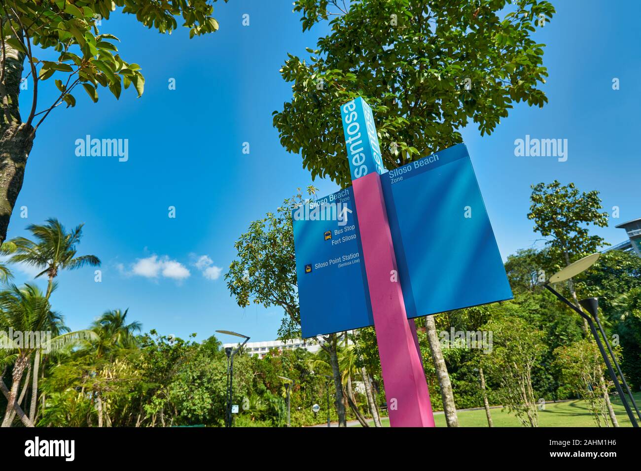 Sentosa siloso beach sign singapore hi-res stock photography and images ...