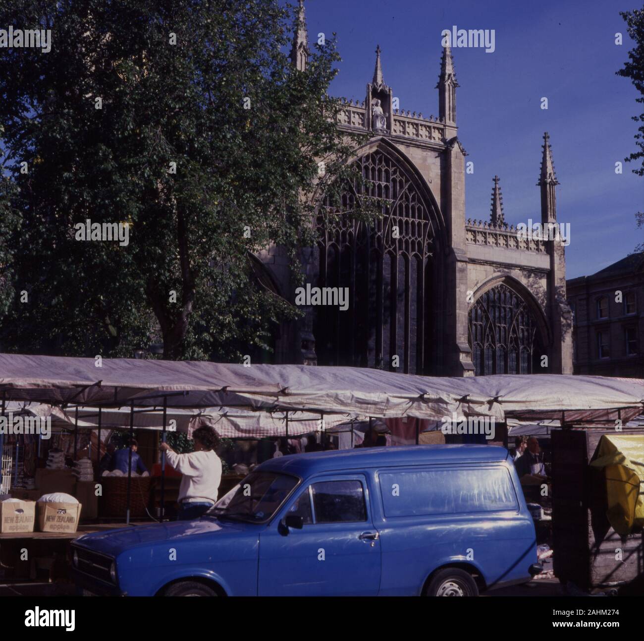 Open Market in front of Holy Trinity. Market Place, Kingston upon Hull ...