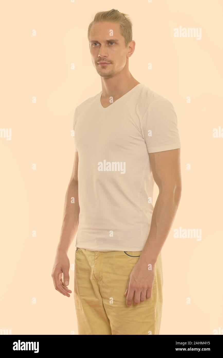 Standing distance hi-res stock photography and images - Alamy