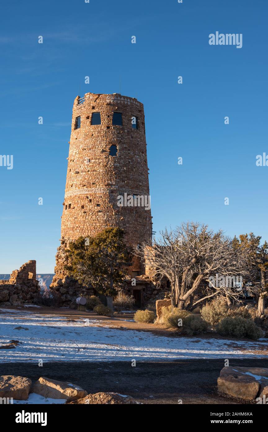 Desert View Watchtower on the south rim of the Grand Canyon in Arizona ...