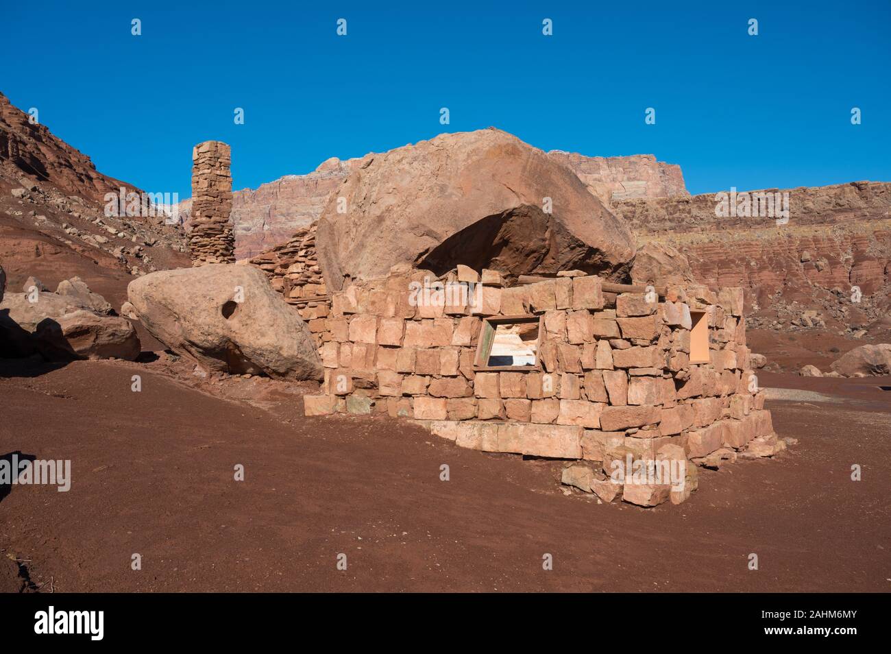 Blanche russel rock house hi-res stock photography and images - Alamy