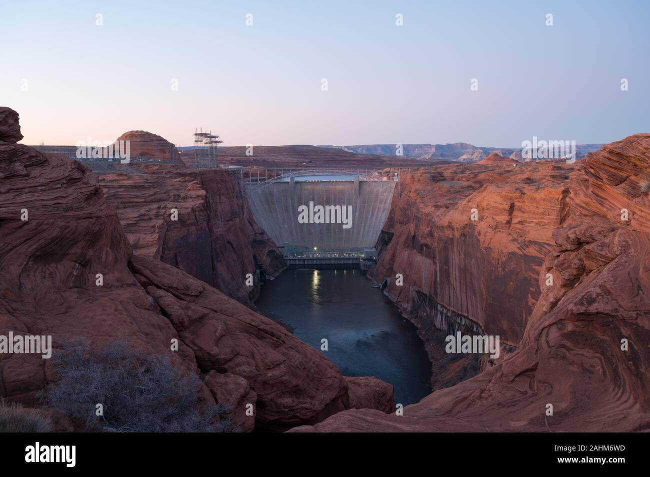 Glen Canyon Dam Overlook looking at the dam in the evening during the ...
