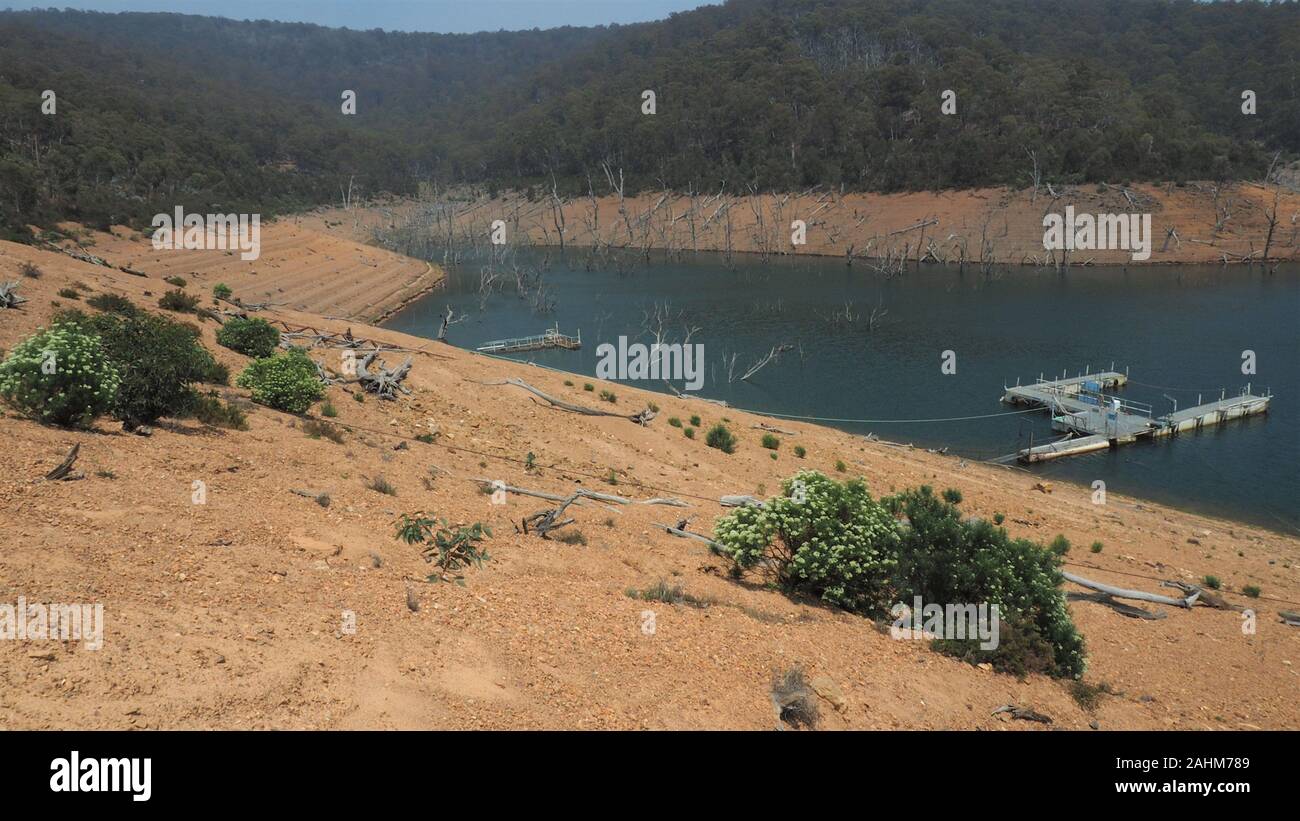 Lake Eucumbene in Kosciuoszko National Park, the main alpine region of ...